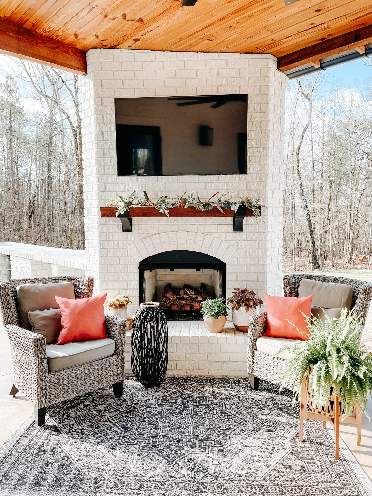 Spring Patio Paradise | Southern Surroundings