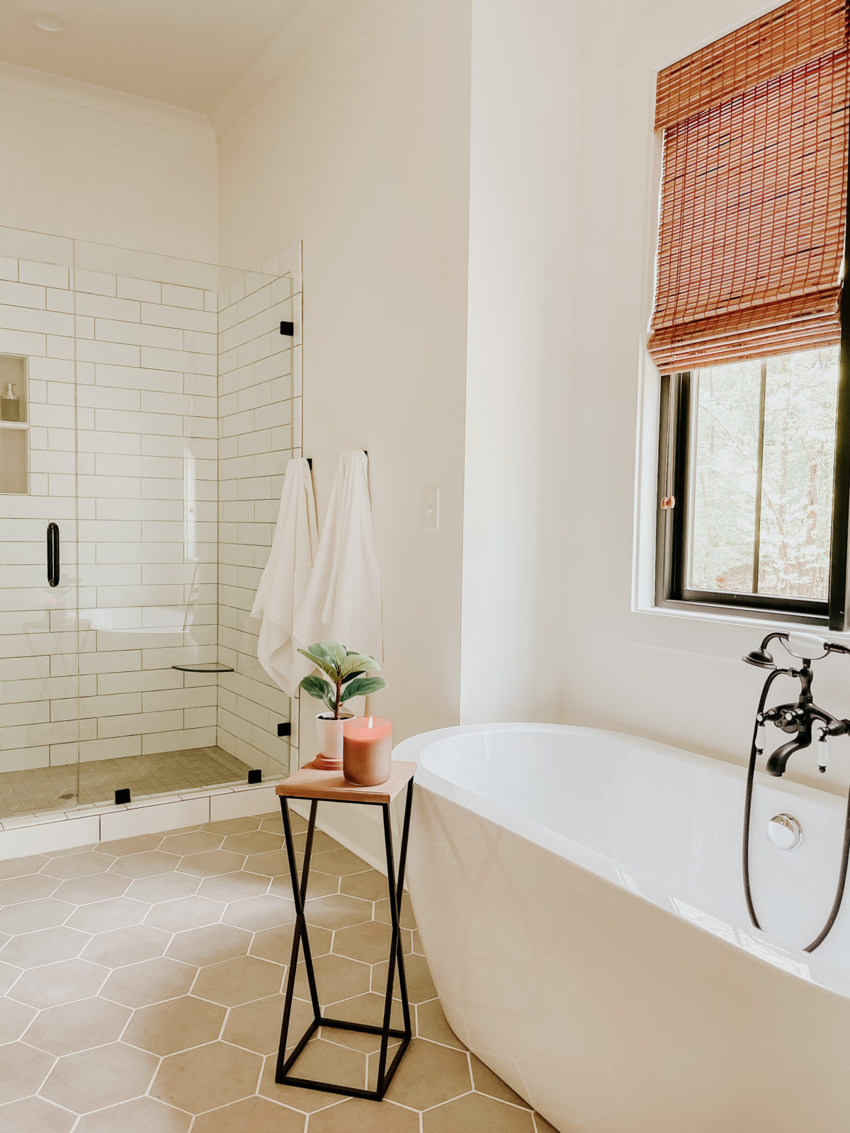 Bright Bathroom Style | Southern Surroundings
