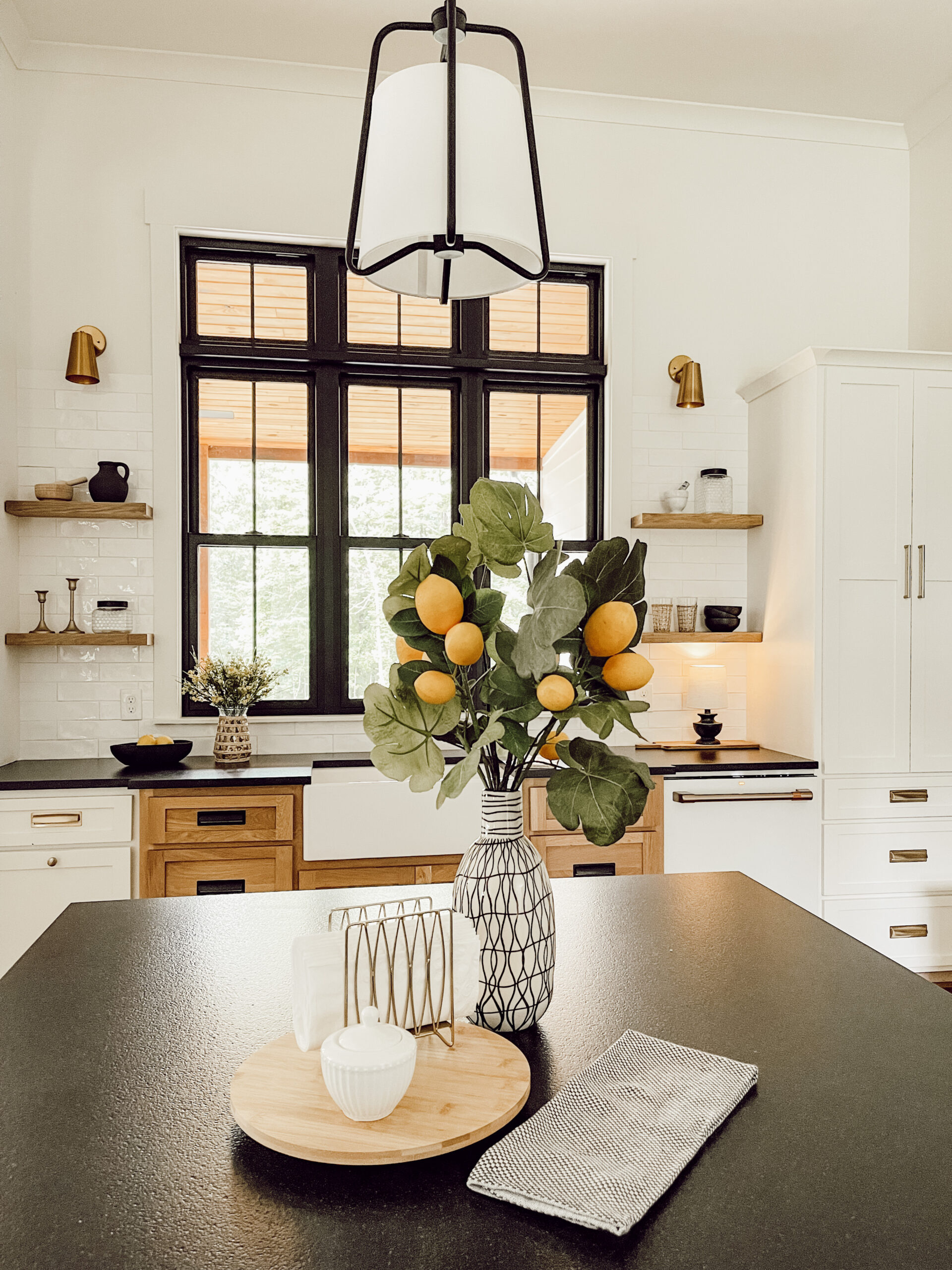 Summer Kitchen Styling | Southern Surroundings
