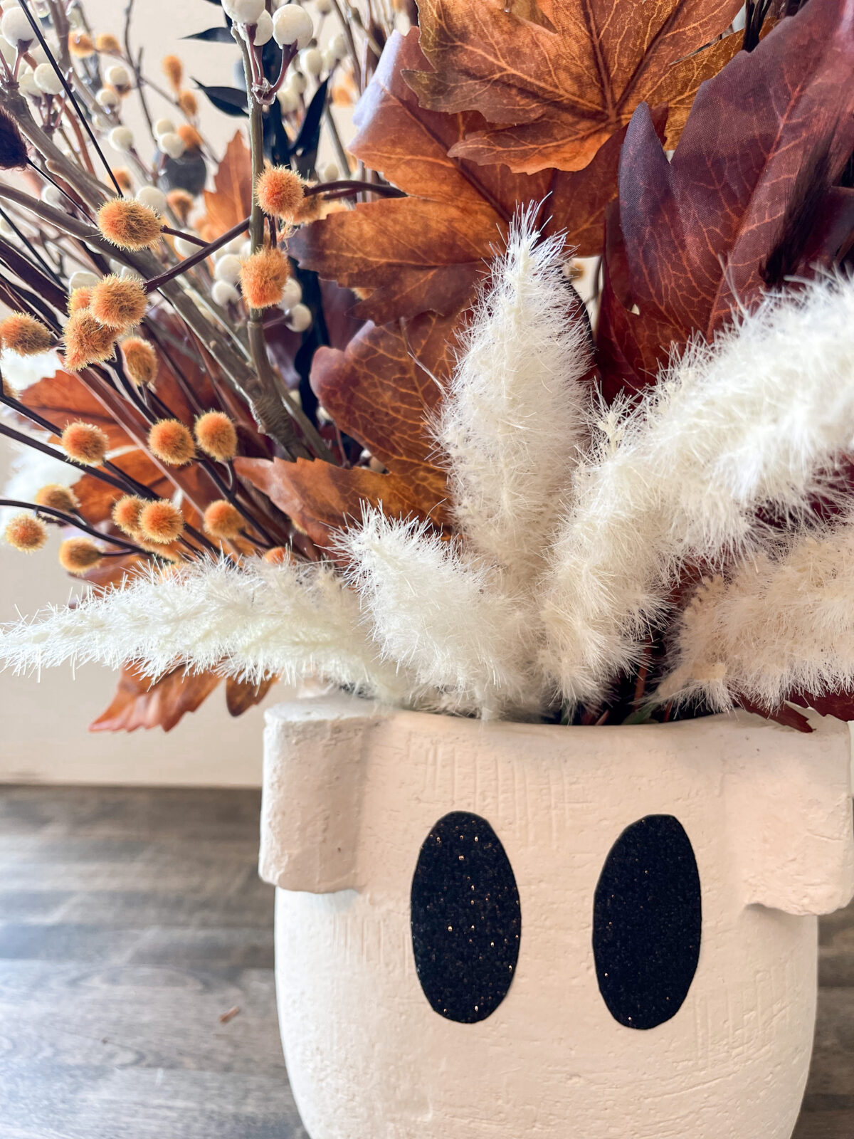 DIY Ghost Vase Arrangement | Southern Surroundings